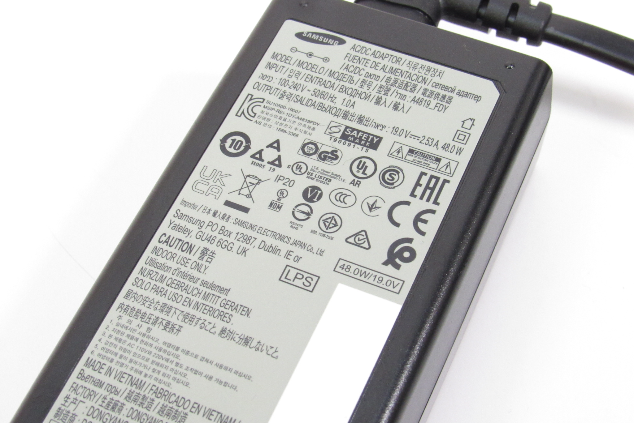 Samsung C32R500FHN 32'' Curved 1920x1080 FHD Monitor - Local Pick-Up Only