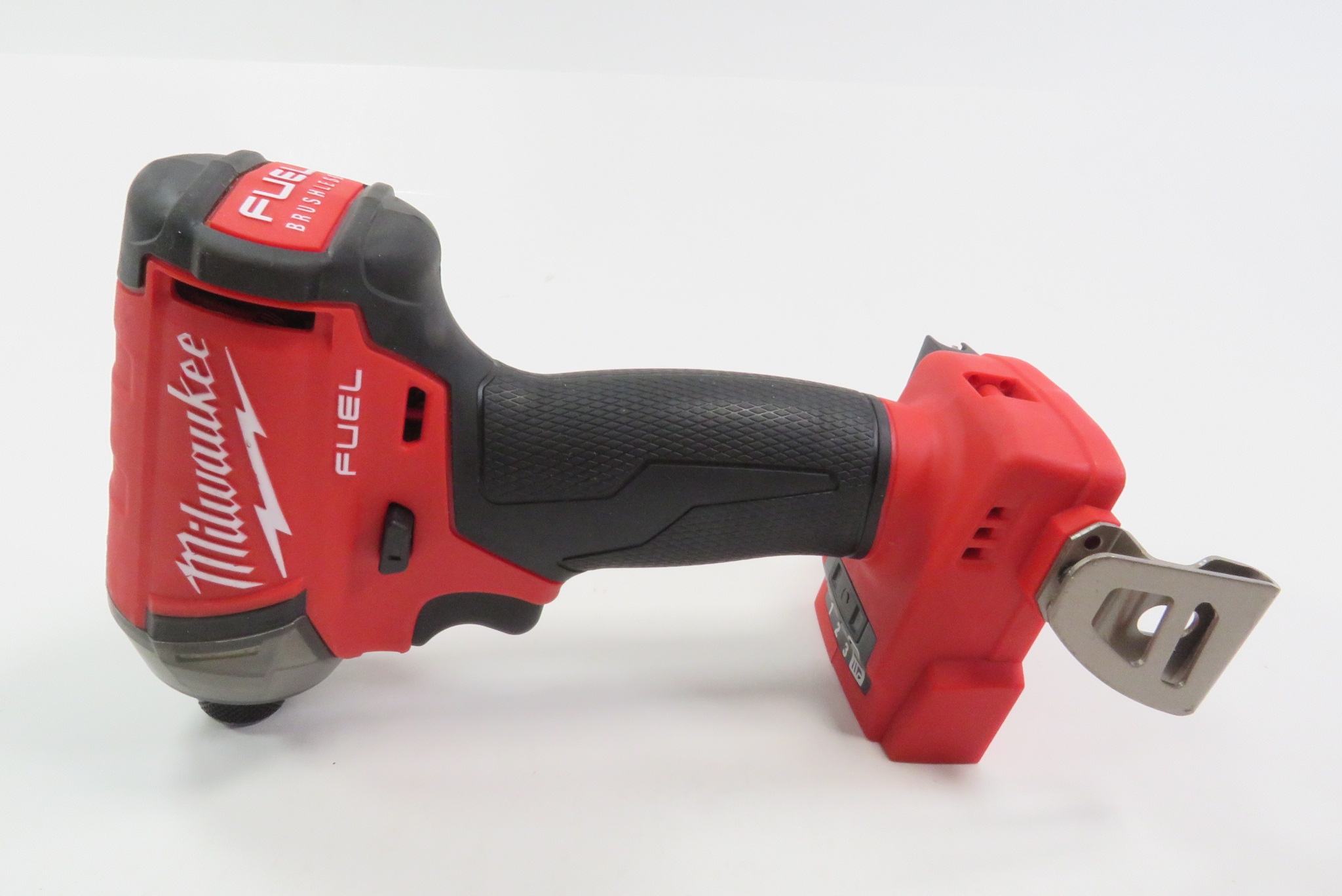 Milwaukee 2760-20 M18 FUEL SURGE 18V Li-Ion Brushless 1/4" Hex ...