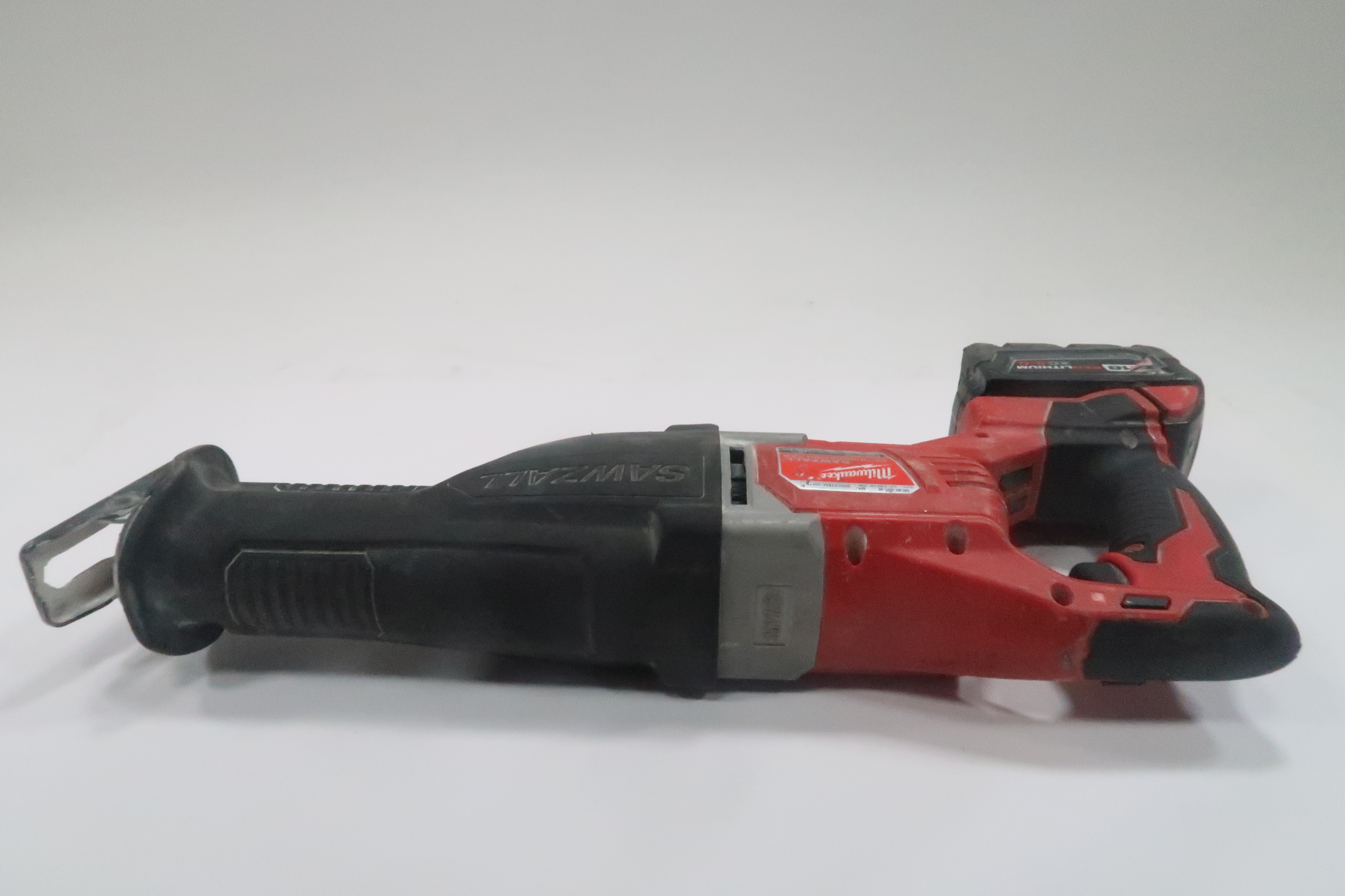 Milwaukee 2621-20 M18 18V Lithium-Ion Cordless SAWZALL Reciprocating ...