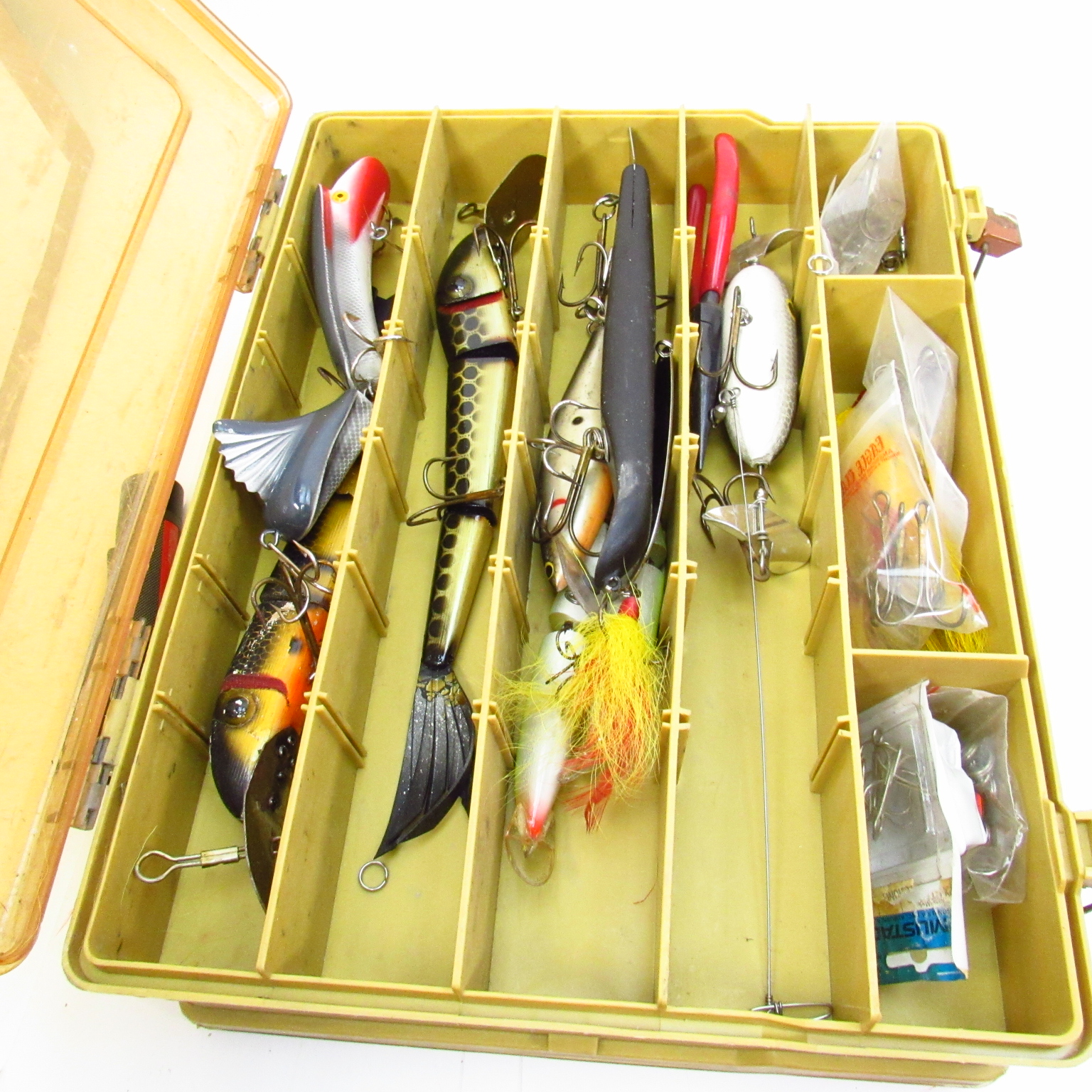Assorted Fishing Muskie Lure Tackle Set