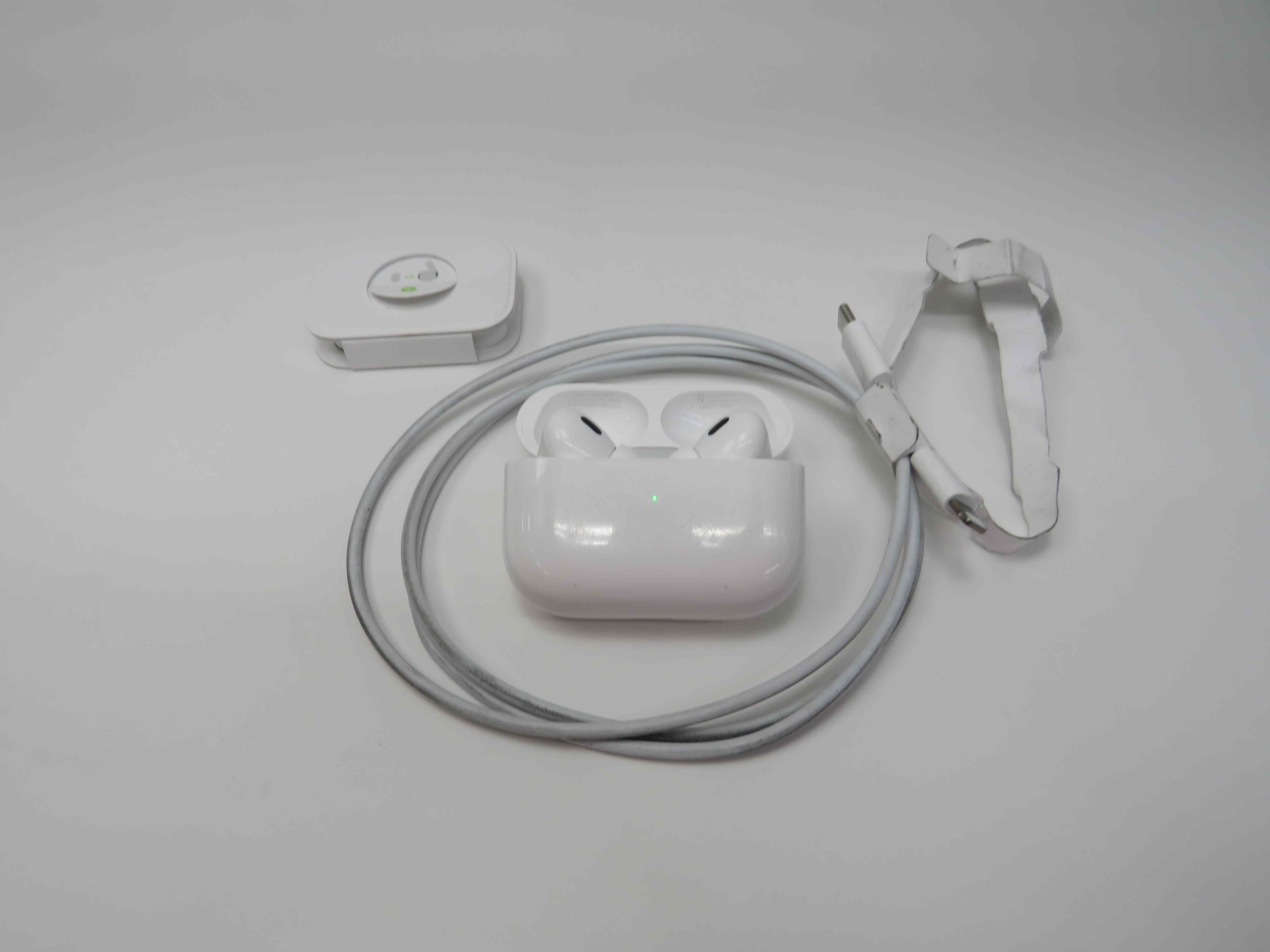 Apple AirPods Pro 2nd Generation Bluetooth Wireless Earbuds A2700 0051