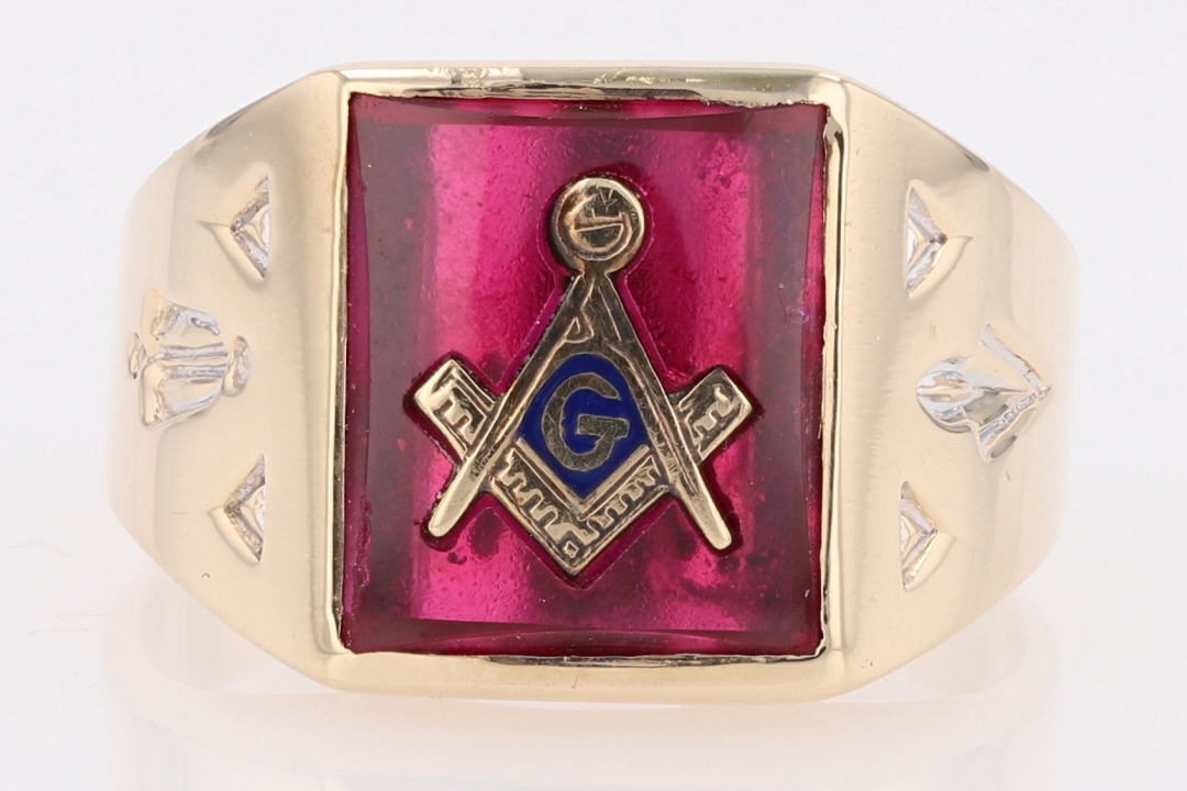 12.27mm Lab-Created Ruby Masonic Statement Band Ring 10k Yellow Gold Size 9
