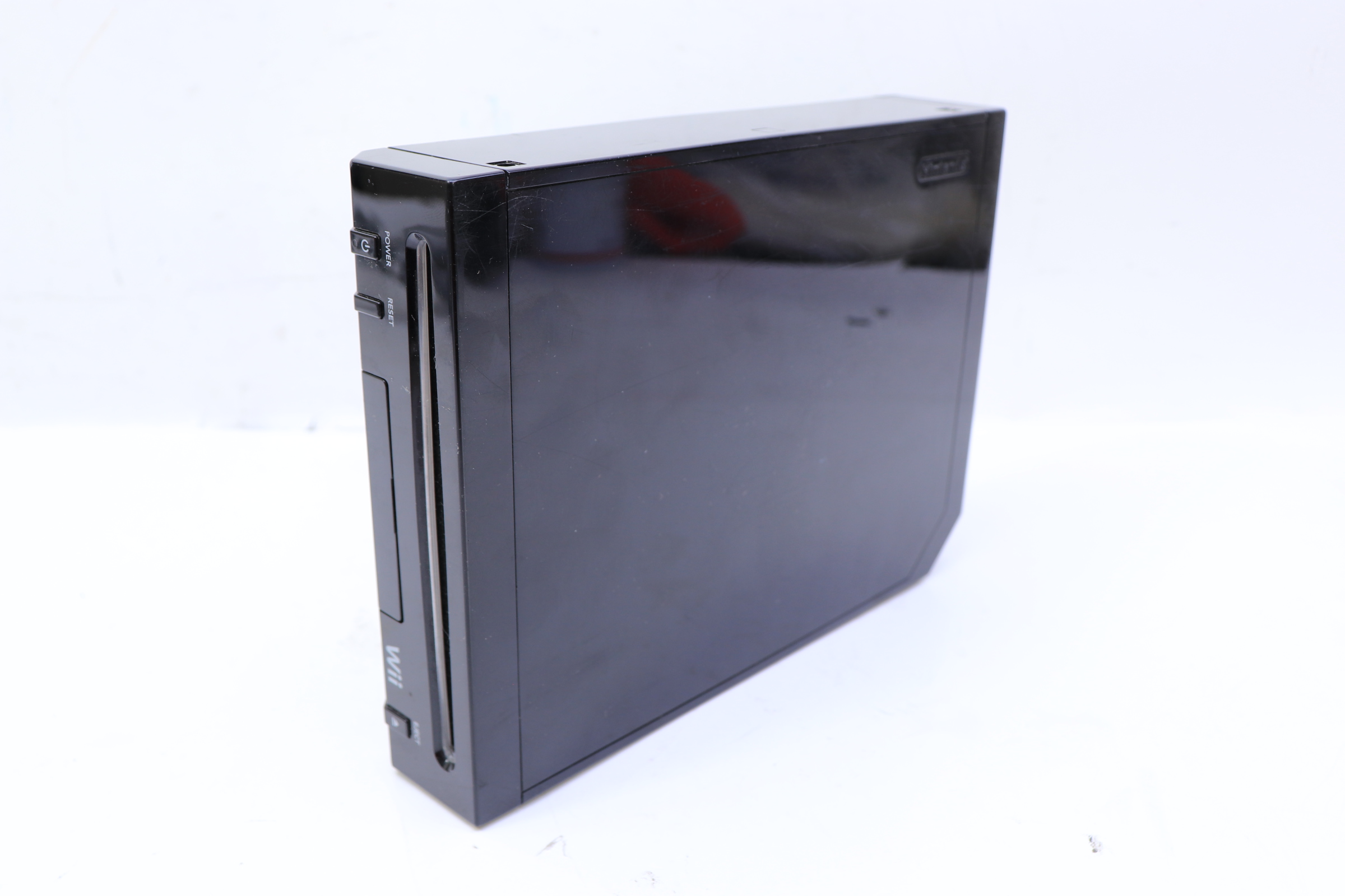 Nintendo RVL-101 512MB Video Game Console Wii - 1731