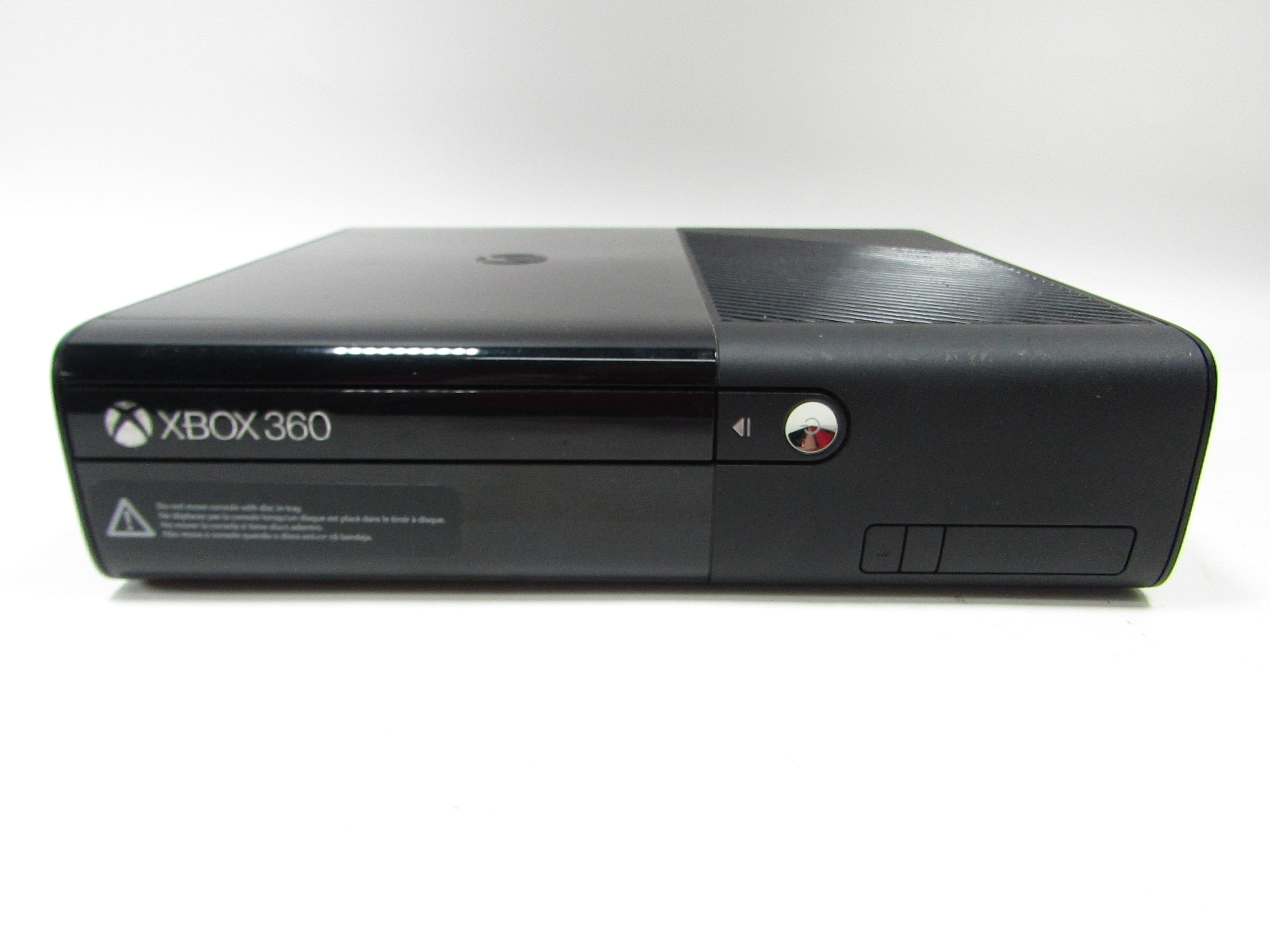 Microsoft 1538 Xbox 360 E 250GB Video Game System 1733
