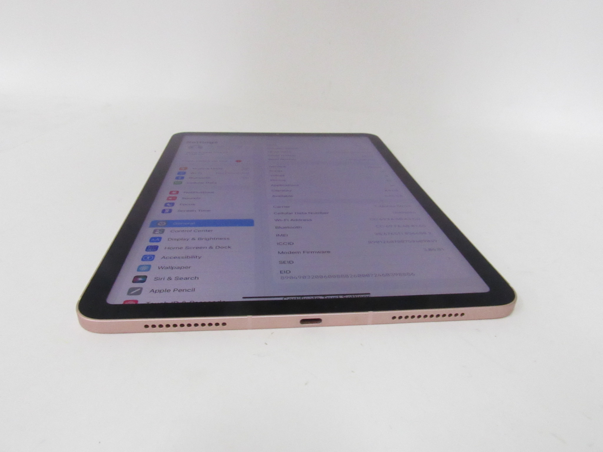 Apple iPad Air 4th Generation NYJ02LL/A A2324 64GB Rose Gold Wi-Fi