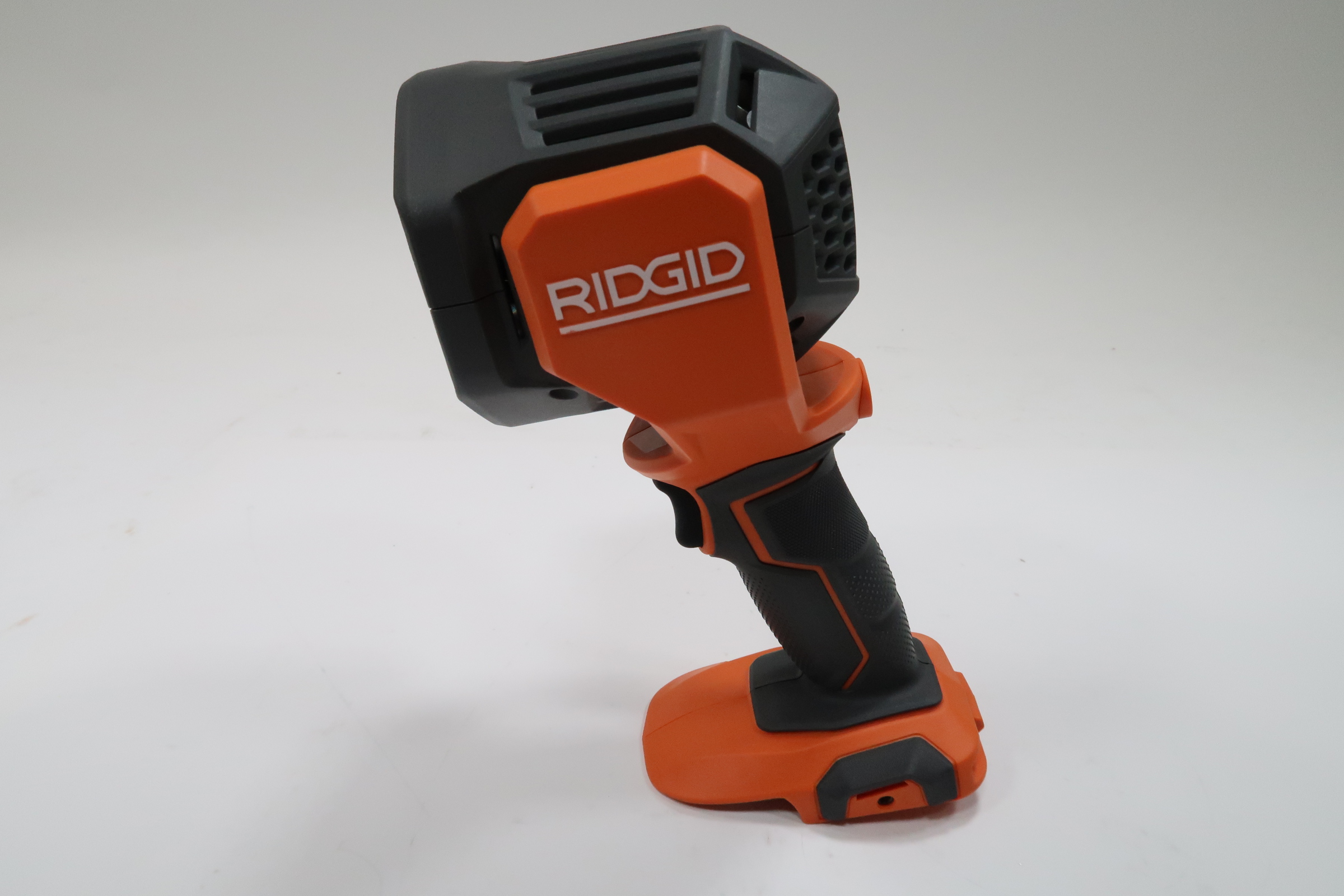 Ridgid R8699 18V Cordless LED Spotlight 4458