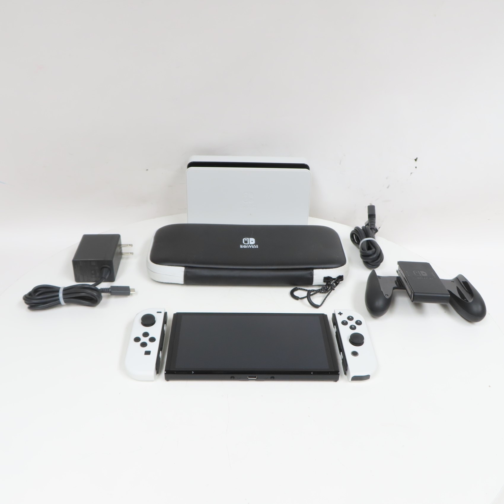 Nintendo HEG-001 Switch OLED 64GB Video Game Console - White Joycons (5823)