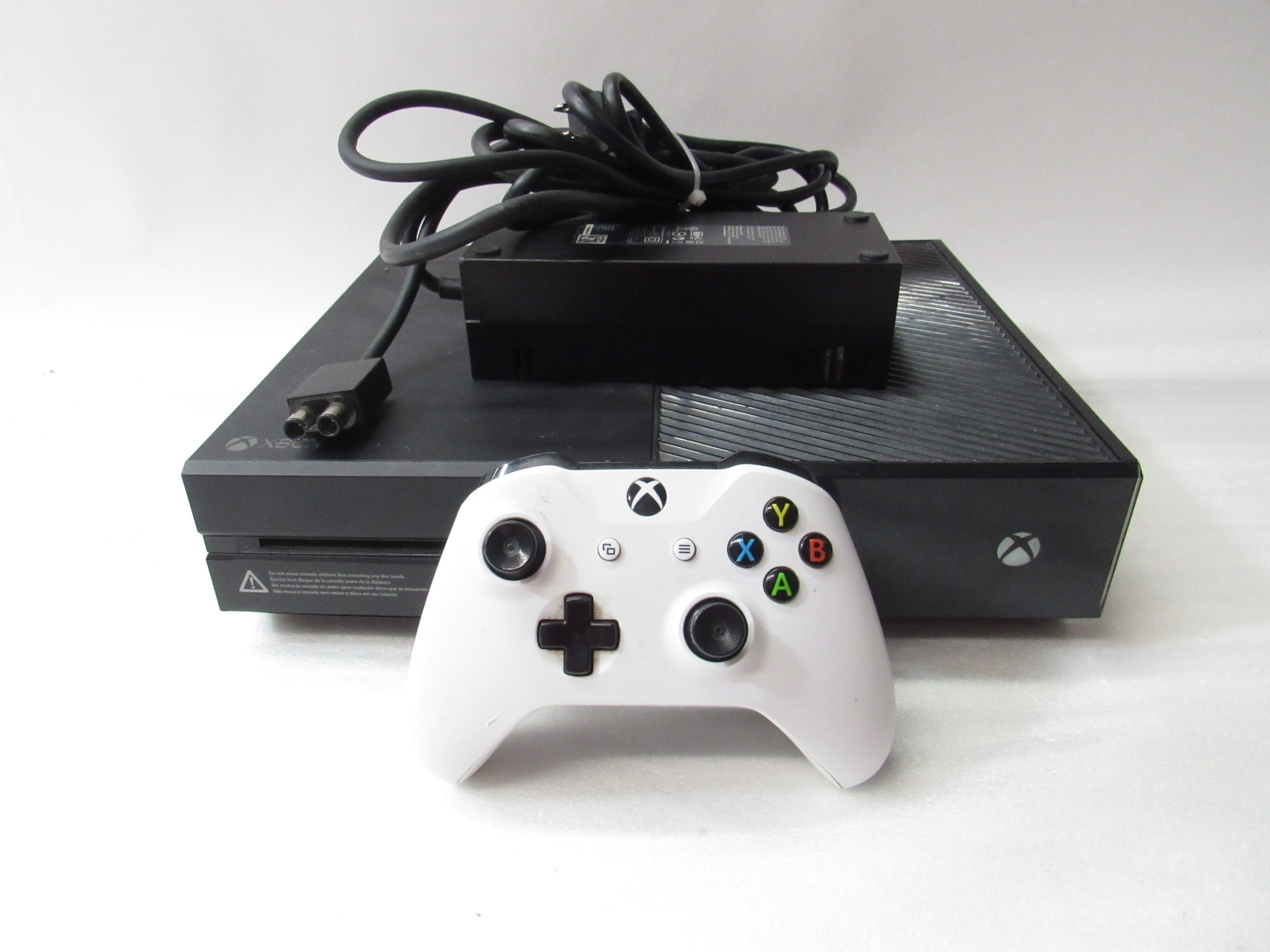 Microsoft Xbox One 1540 500GB HDD Black Body Home Video Game Console 3735