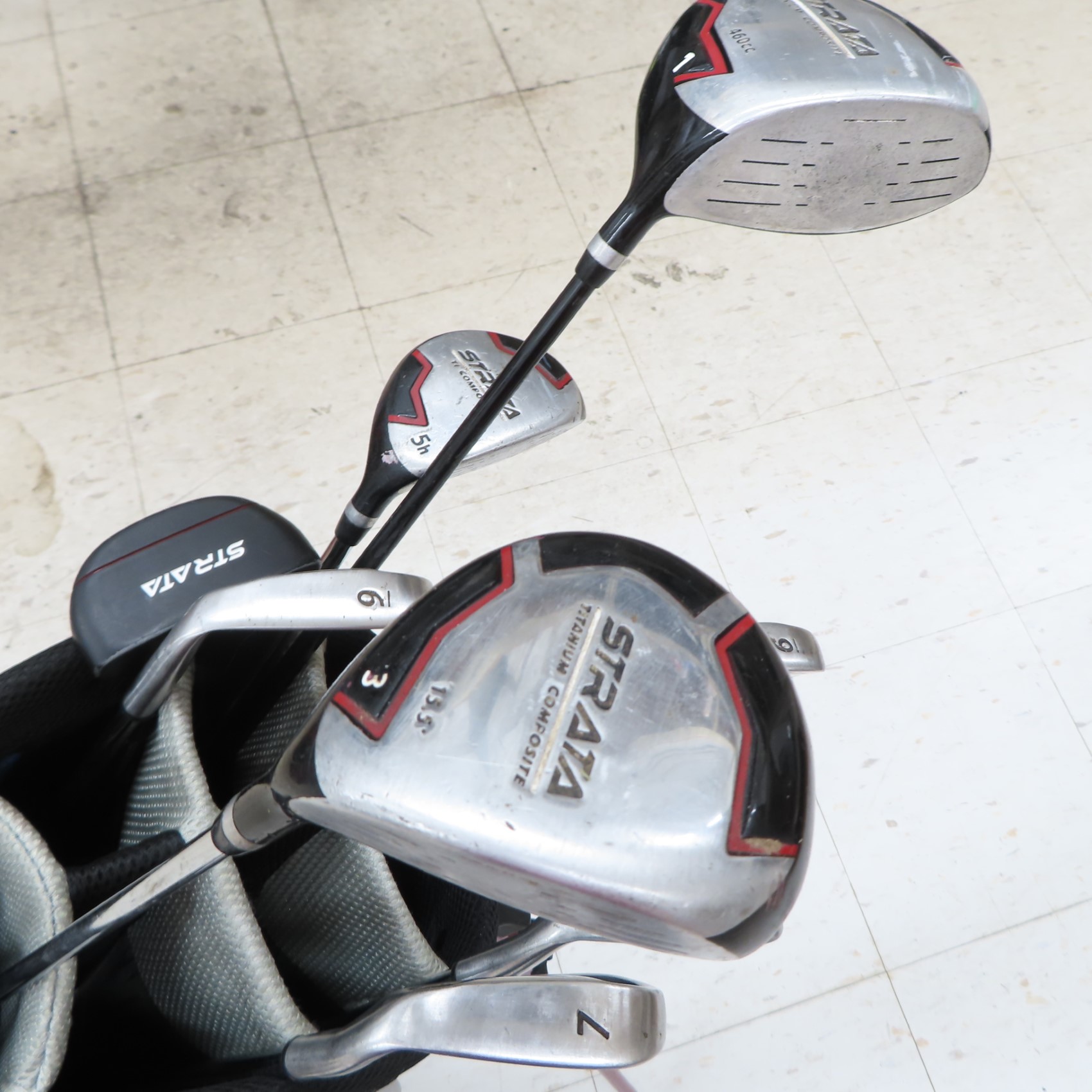 Strata Plus 460CC 8-Piece Golf Club Set (Local Pick-Up Only)