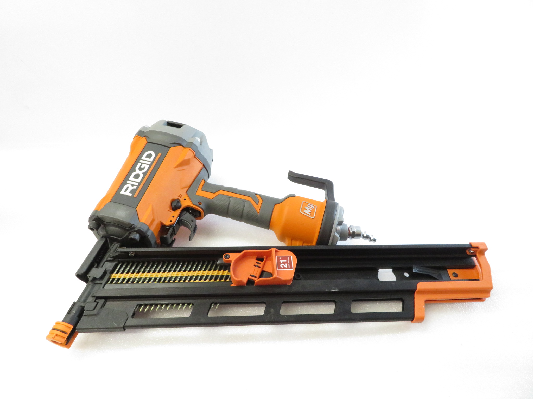 Ridgid R350RHF Pneumatic 21-Degree 3-1/2 in. Round Head Framing Nailer