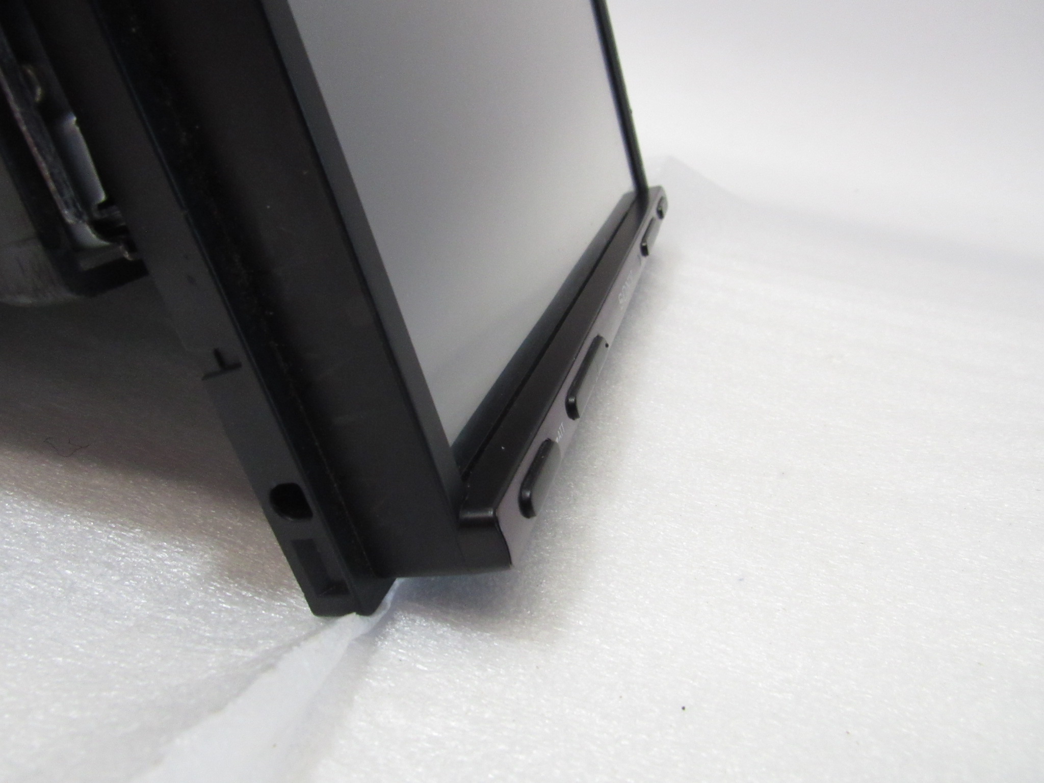 Sony XAV-AX150 6.95" Apple Car Play Android Auto In Dash Media Receiver