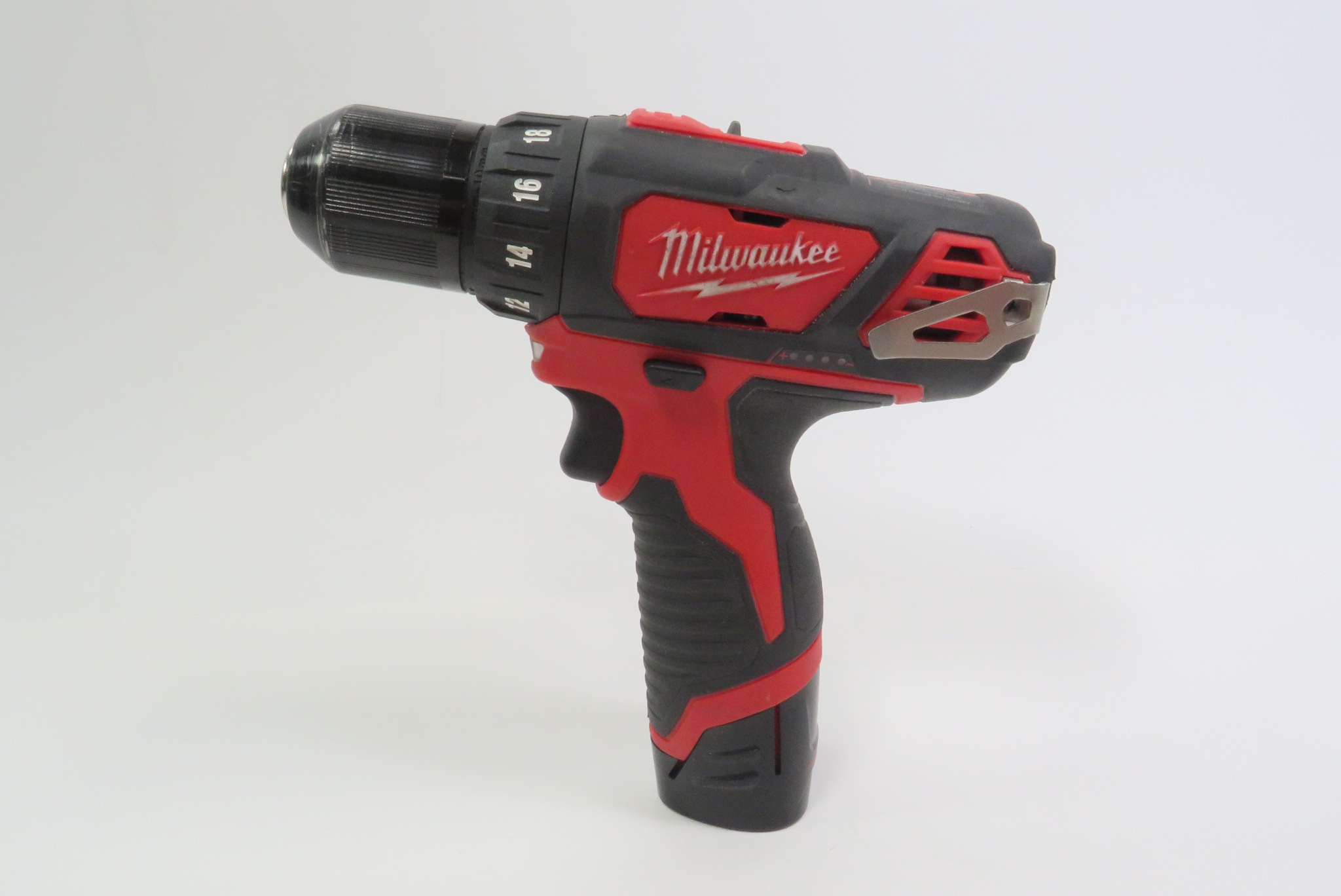 Milwaukee 2407-20 M12 12V Lithium-Ion Cordless 3/8" Drill/Driver