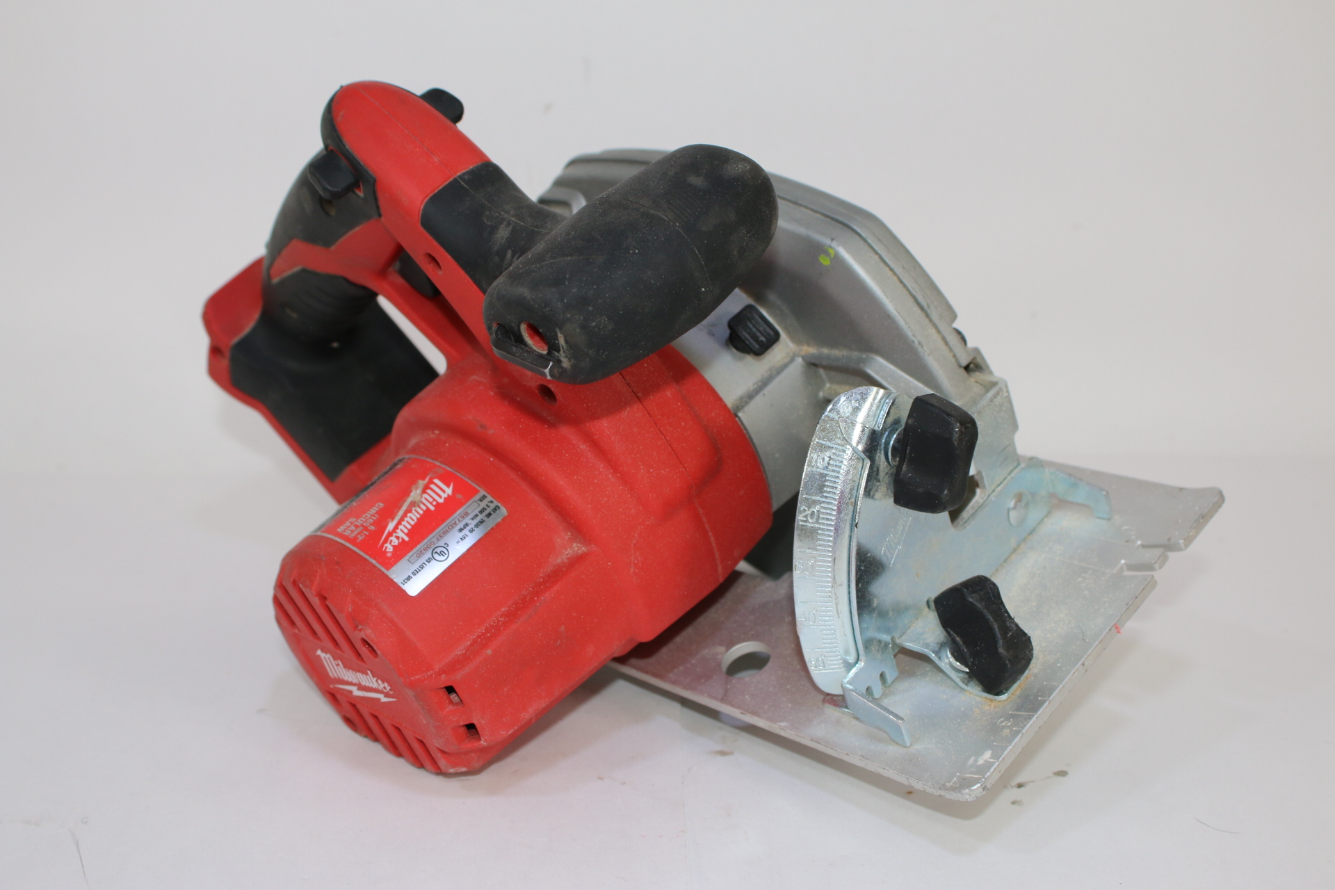 Milwaukee 2630-20 M18 6 ½" Circular Saw 0820 (Tool Only)