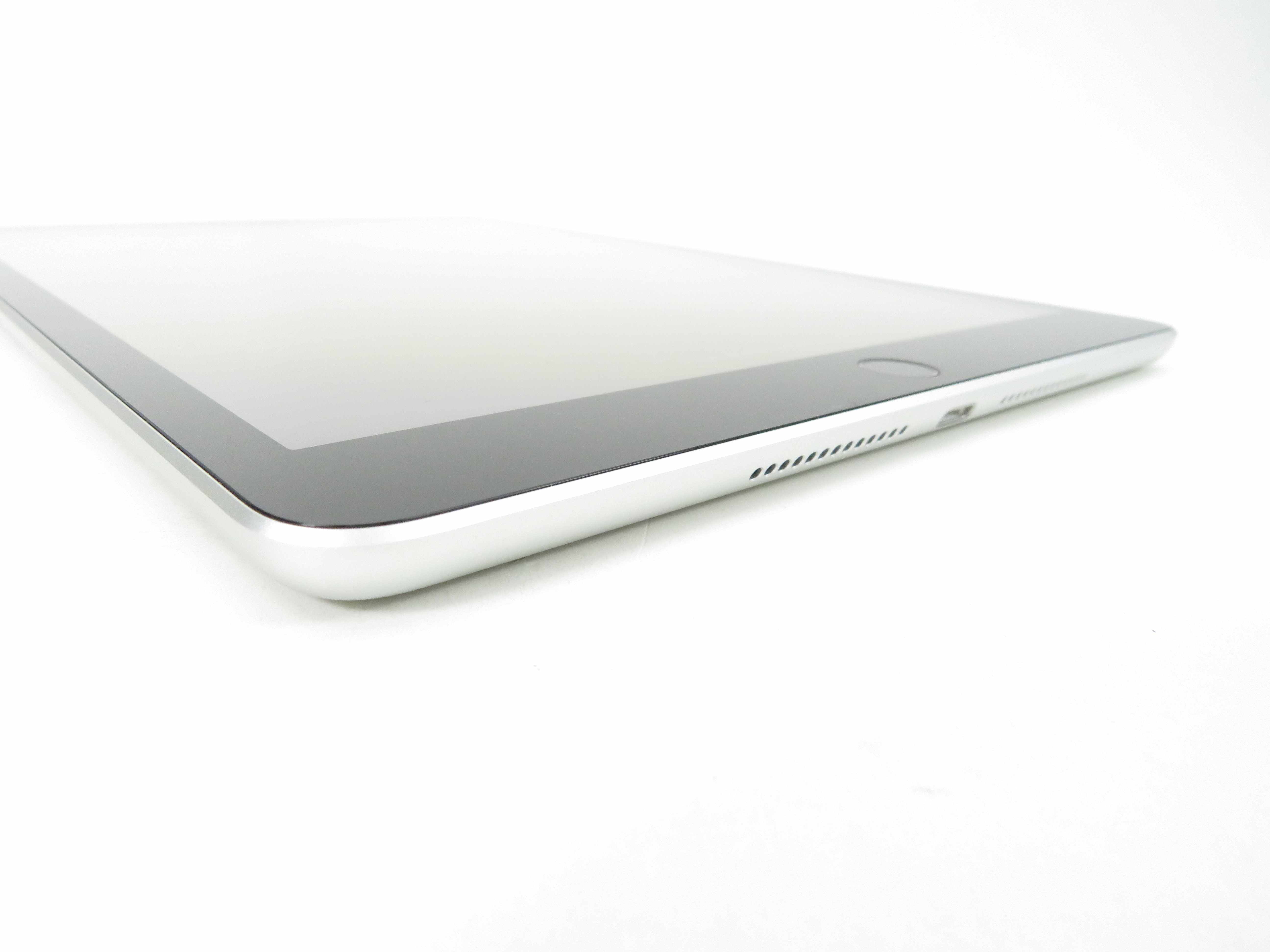 Apple iPad MK2K3LL/A A2602 10.2" 9th Generation Wi-Fi 64GB Tablet