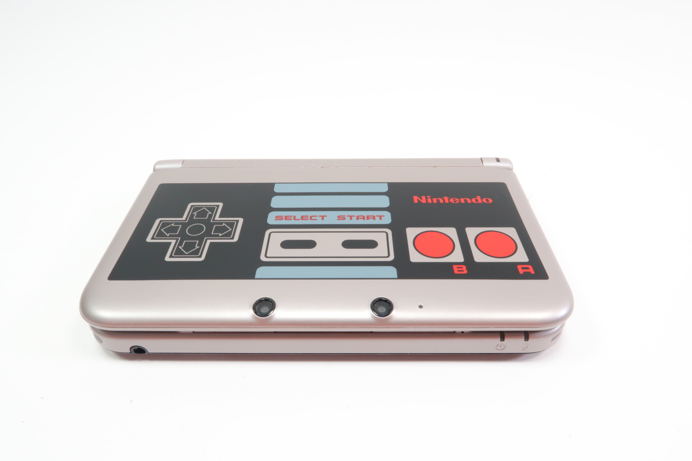 Nintendo 3DS XL SPR-001 NES Edition Dual Screen Handheld Video Game ...
