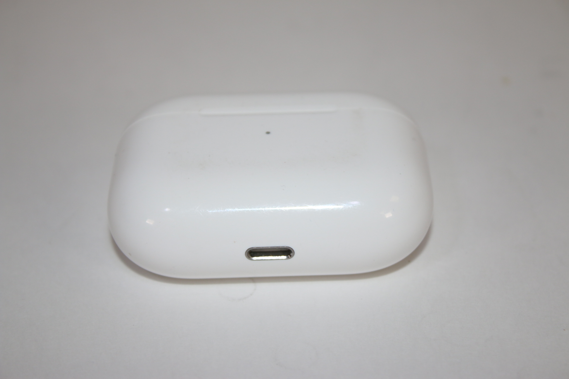 Apple AirPods Pro 2nd Gen Noise Canceling Bluetooth Earbuds A2083 ...