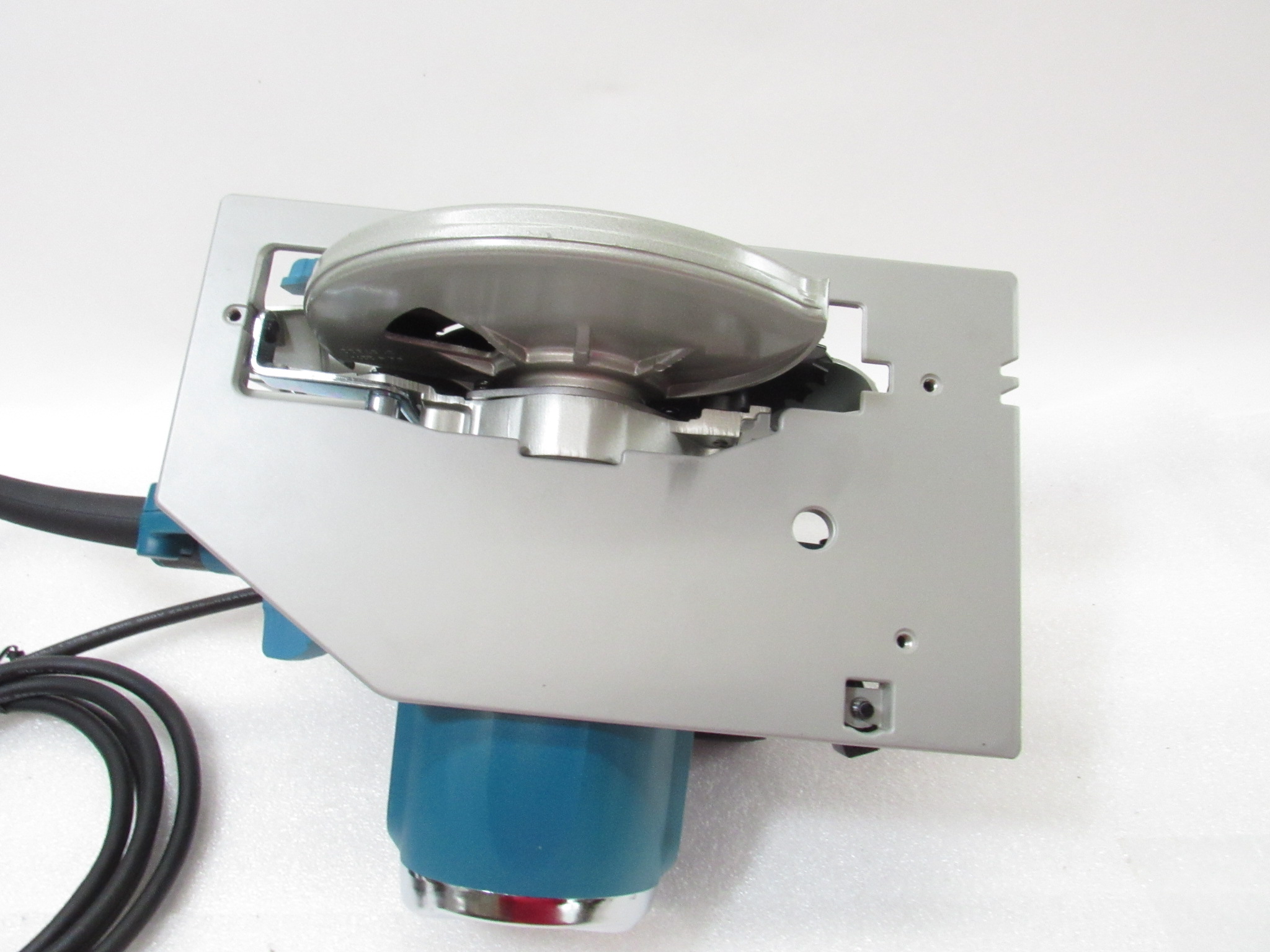 Makita 5007MG Corded Circular Saw 7 1/4"