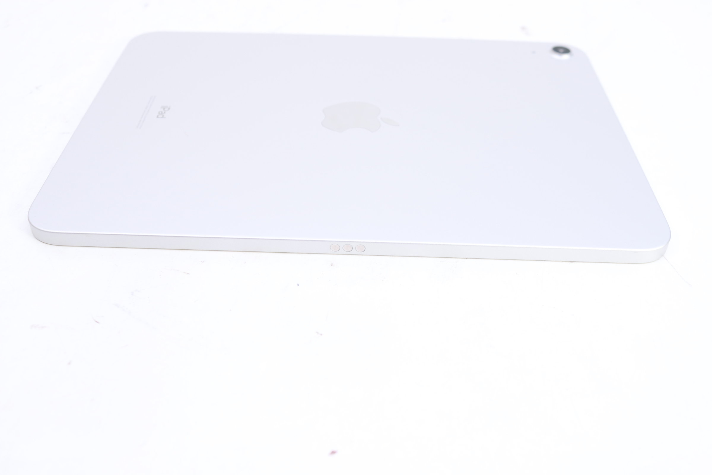 Apple iPad MPQ03LL/A 10th Generation 64GB 10.9" Wi-Fi Only