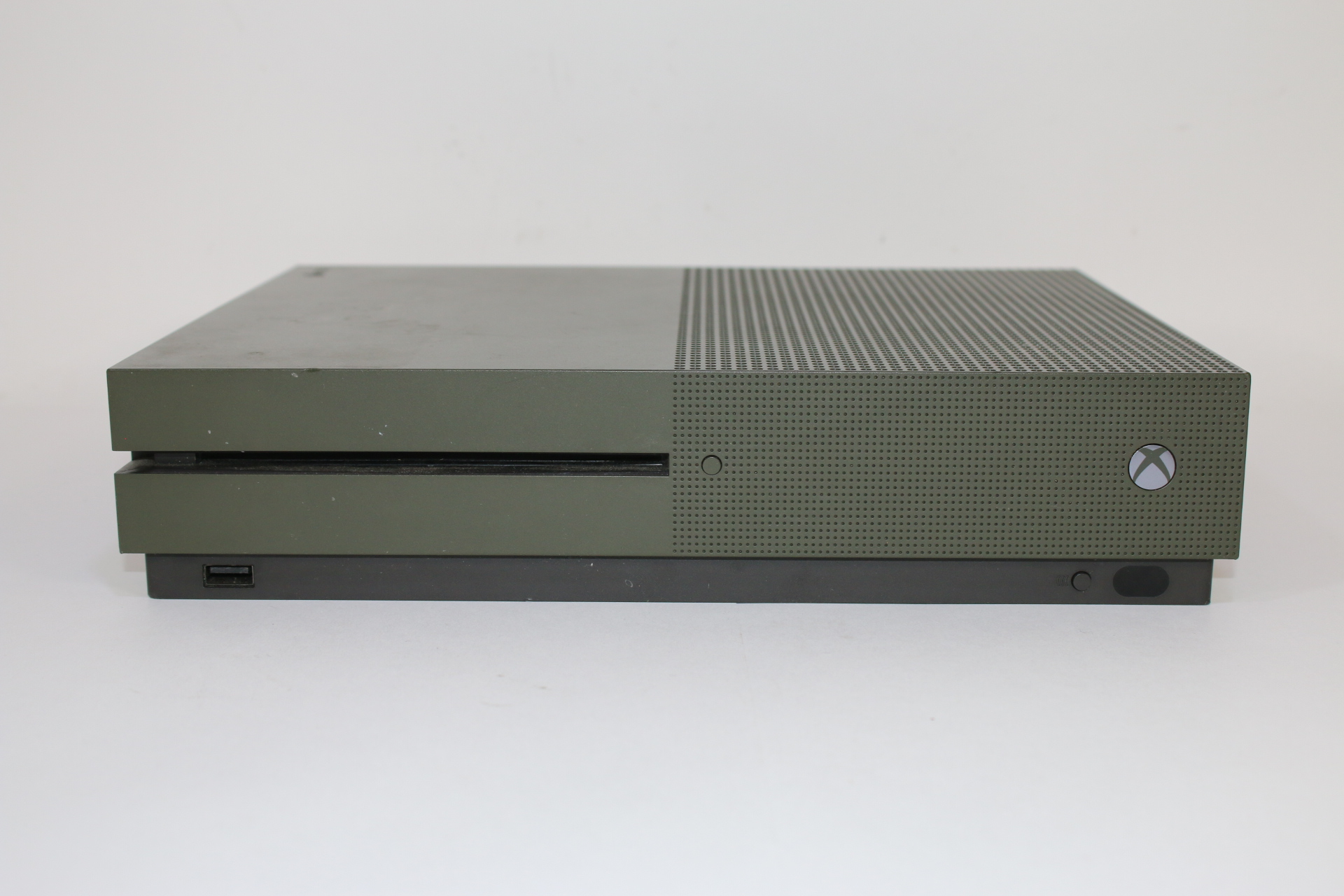 Microsoft 1681 - 500GB Video Game Console - Green - Xbox One S - 3648