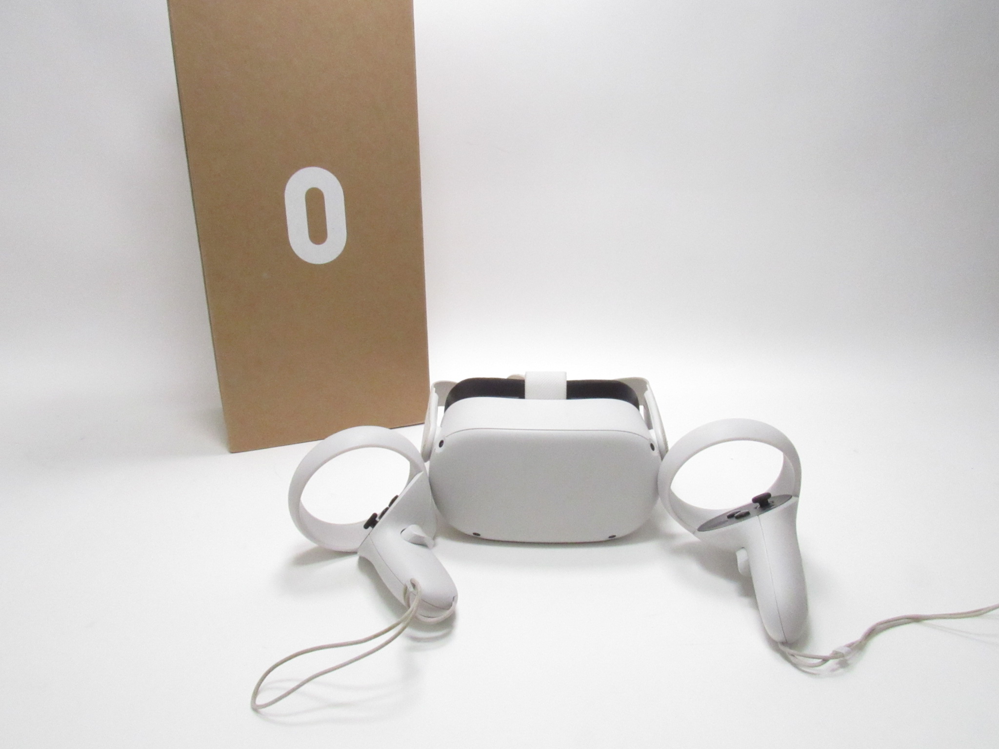 Oculus KW49CM 64GB All-in-One VR Headset Quest 2