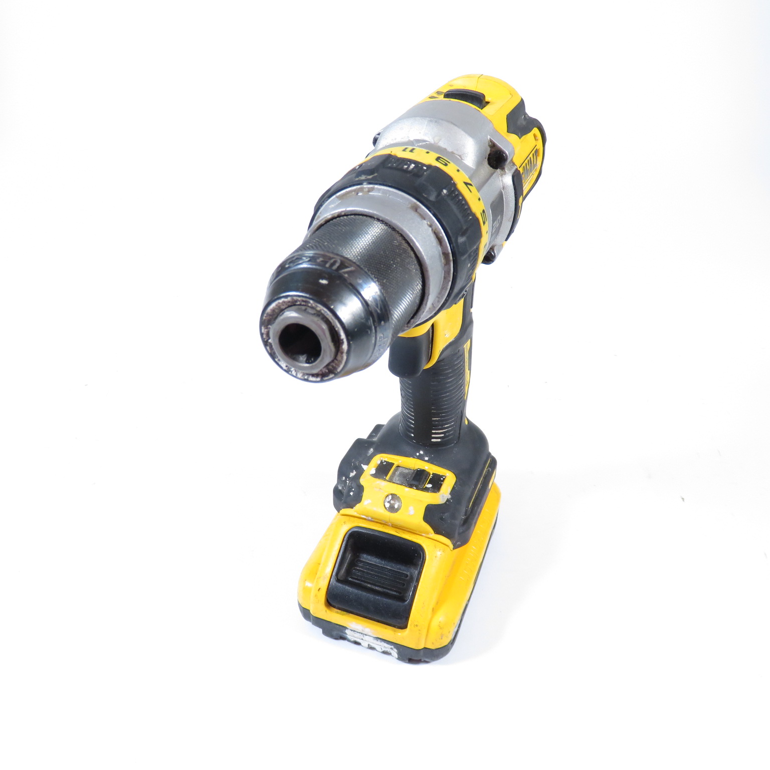 DEWALT DCD999 20-Volt MAX Brushless Cordless 1/2 in. Hammer Drill/Driver