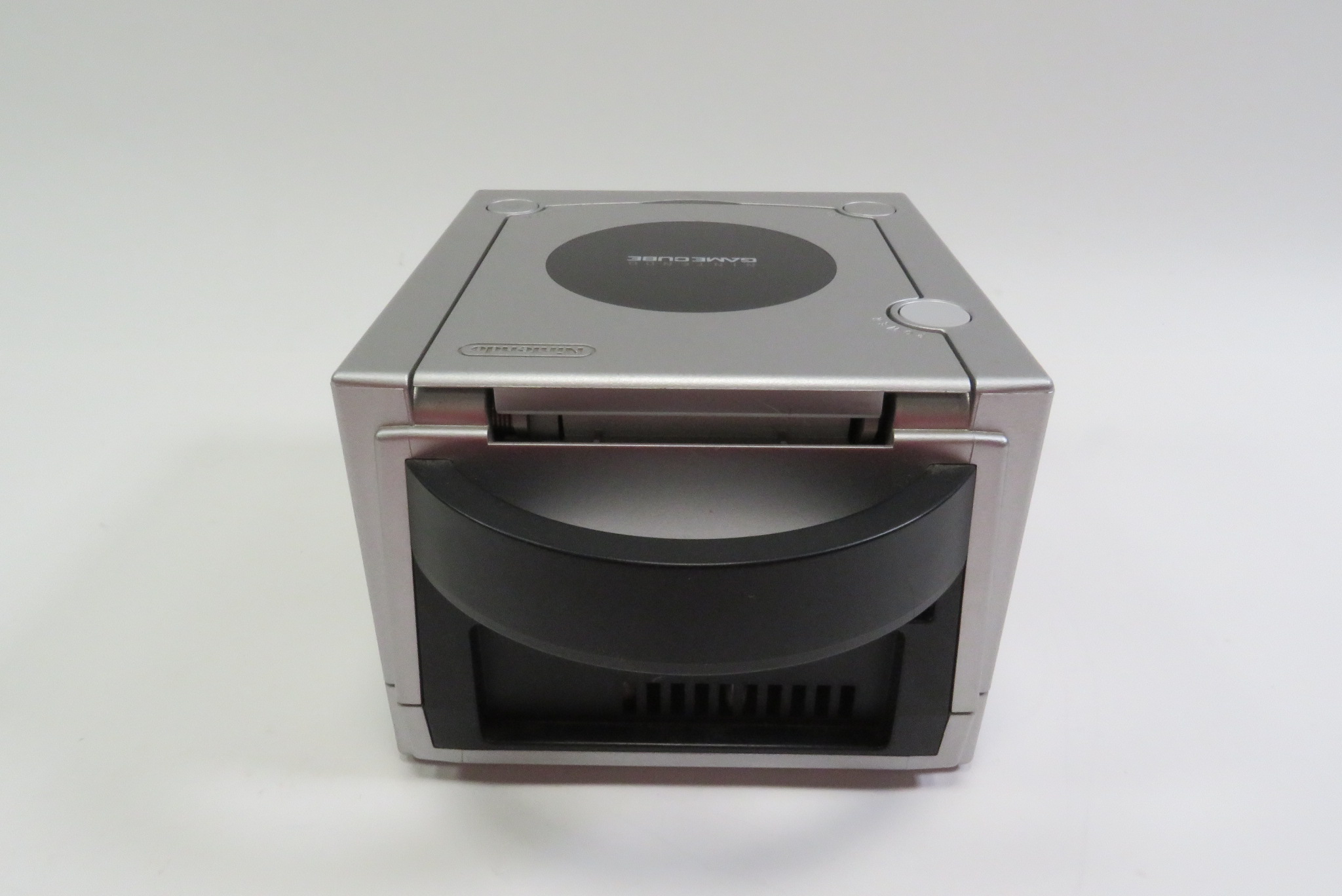 Nintendo GameCube DOL-001 480P Resolution Home Video Game Console 9474